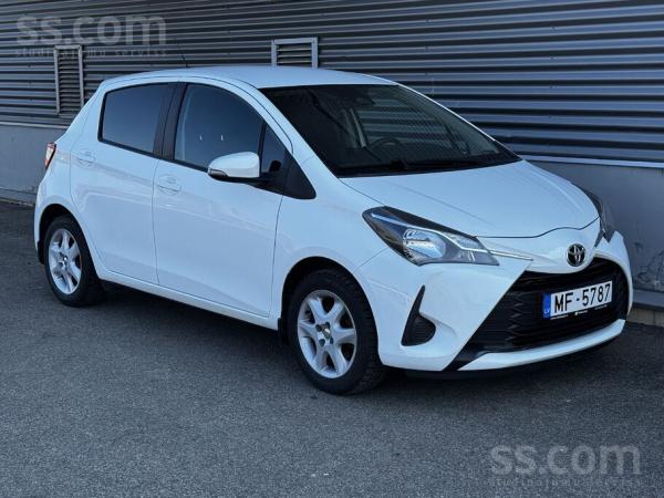 White Toyota Yaris 2019 in Riga, with an engine capacity of 1.50 L and mileage of 91 thousand km for 8900 €, photo 7 on AUTOMOTO.COM.LV