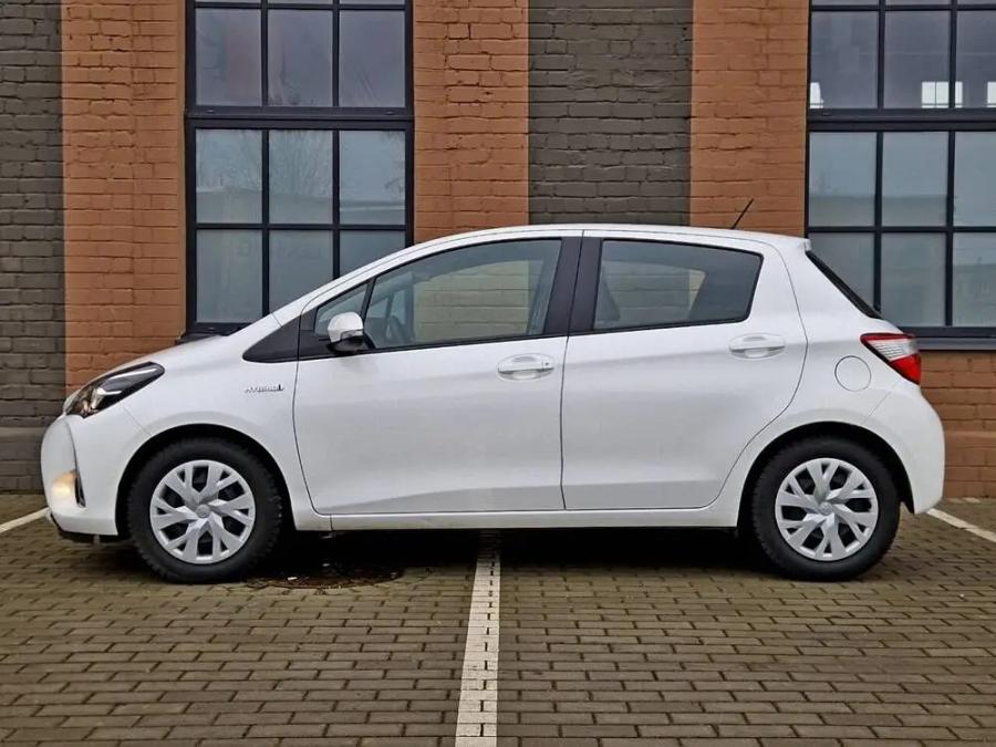 Balts Toyota Yaris 2019 Rīga, ar dzinēja tilpumu 1.50 L un nobraukumu 122 tūkst. km par 10590 €, foto 19 vietnē AUTOMOTO.COM.LV