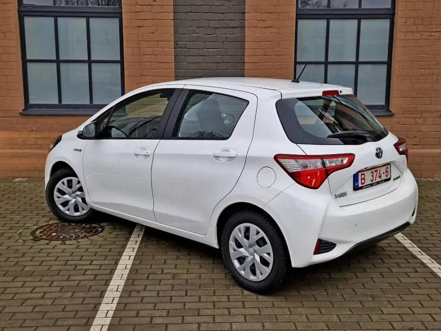 Balts Toyota Yaris 2019 Rīga, ar dzinēja tilpumu 1.50 L un nobraukumu 122 tūkst. km par 10590 €, foto 20 vietnē AUTOMOTO.COM.LV