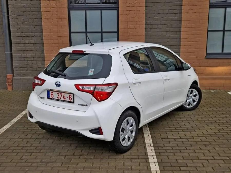 Balts Toyota Yaris 2019 Rīga, ar dzinēja tilpumu 1.50 L un nobraukumu 122 tūkst. km par 10590 €, foto 22 vietnē AUTOMOTO.COM.LV