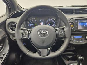 White Toyota Yaris 2019 in Panevezys, with an engine capacity of 1.50 L and mileage of 44 thousand km for 15390 €, photo 22 on AUTOMOTO.COM.LV