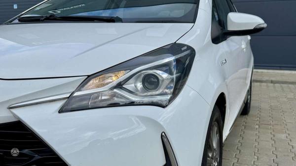 Balts Toyota Yaris 2019 Viļņa, ar dzinēja tilpumu 1.50 L un nobraukumu 91 tūkst. km par 12990 €, foto 9 vietnē AUTOMOTO.COM.LV