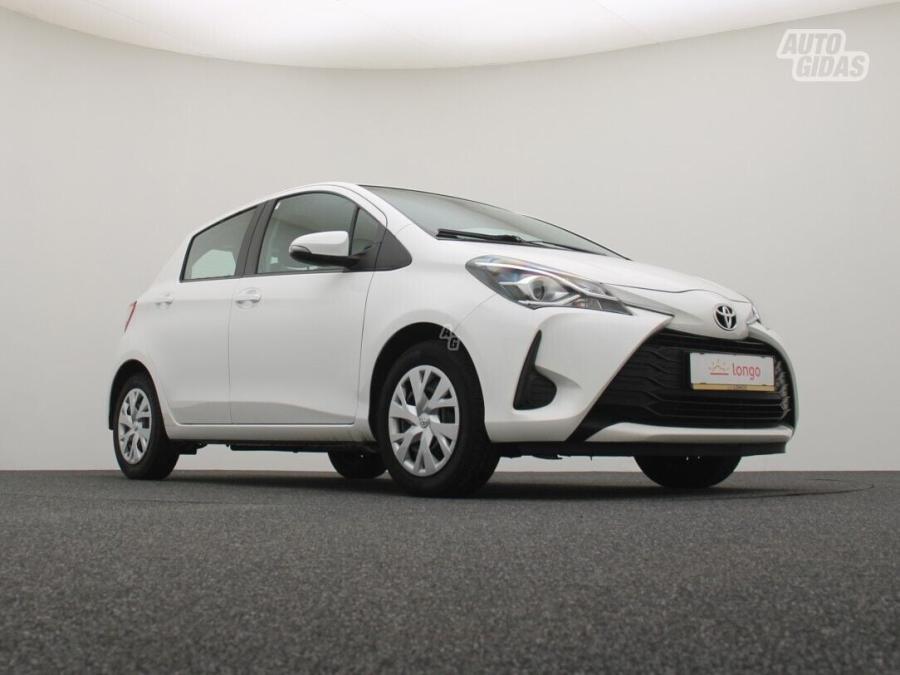 White Toyota Yaris 2020 in Vilnius, with an engine capacity of 1.00 L and mileage of 79 thousand km for 10699 €, photo 11 on AUTOMOTO.COM.LV