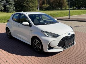 Balts Toyota Yaris 2020 Viļņa, ar dzinēja tilpumu 1.50 L un nobraukumu 211 tūkst. km par 11950 €, foto 4 vietnē AUTOMOTO.COM.LV