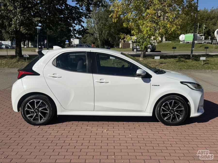 Balts Toyota Yaris 2020 Viļņa, ar dzinēja tilpumu 1.50 L un nobraukumu 211 tūkst. km par 11950 €, foto 7 vietnē AUTOMOTO.COM.LV