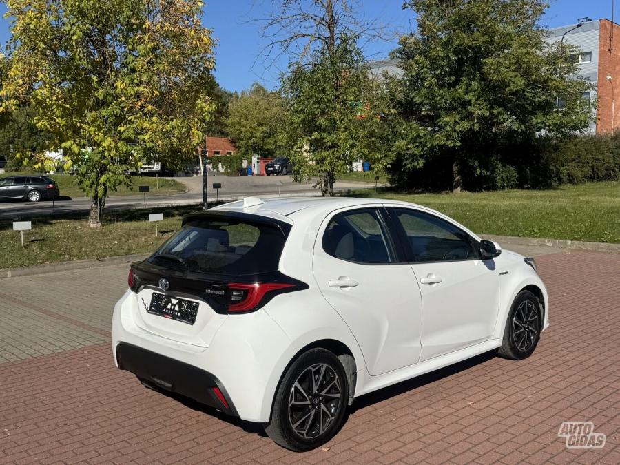 Balts Toyota Yaris 2020 Viļņa, ar dzinēja tilpumu 1.50 L un nobraukumu 211 tūkst. km par 11950 €, foto 8 vietnē AUTOMOTO.COM.LV