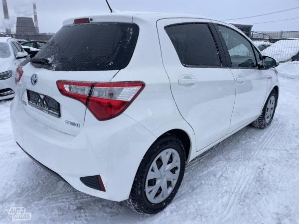 Balts Toyota Yaris 2020 Kauņa, ar dzinēja tilpumu 1.50 L un nobraukumu 163 tūkst. km par 10200 €, foto 4 vietnē AUTOMOTO.COM.LV