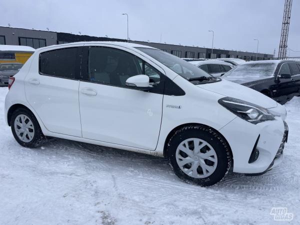 Balts Toyota Yaris 2020 Kauņa, ar dzinēja tilpumu 1.50 L un nobraukumu 163 tūkst. km par 10200 €, foto 5 vietnē AUTOMOTO.COM.LV