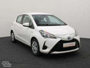 White Toyota Yaris 2020 in Vilnius, with an engine capacity of 1.50 L and mileage of 166 thousand km for 12199 €, photo 11 on AUTOMOTO.COM.LV