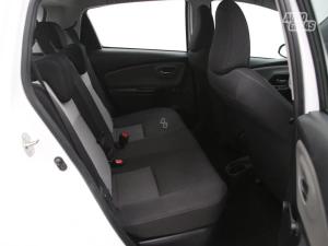 White Toyota Yaris 2020 in Vilnius, with an engine capacity of 1.50 L and mileage of 166 thousand km for 12199 €, photo 16 on AUTOMOTO.COM.LV