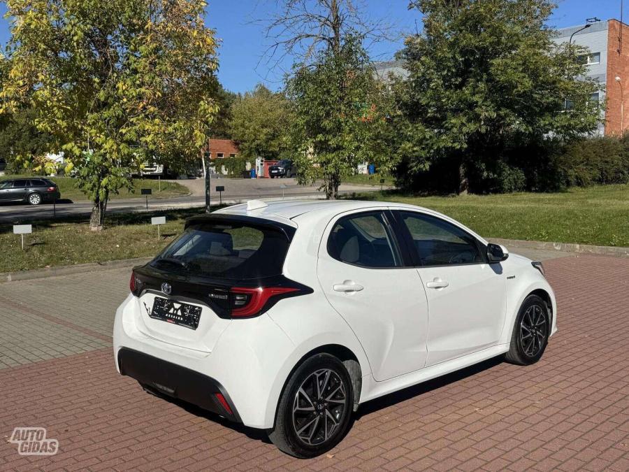 Balts Toyota Yaris 2020 Viļņa, ar dzinēja tilpumu 1.50 L un nobraukumu 211 tūkst. km par 12550 €, foto 8 vietnē AUTOMOTO.COM.LV