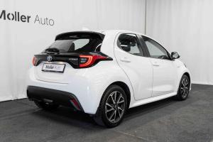 Balts Toyota Yaris 2020 Tallina, ar dzinēja tilpumu 1.50 L un nobraukumu 73 tūkst. km par 14900 €, foto 6 vietnē AUTOMOTO.COM.LV