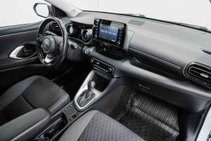 Balts Toyota Yaris 2020 Tallina, ar dzinēja tilpumu 1.50 L un nobraukumu 73 tūkst. km par 14900 €, foto 8 vietnē AUTOMOTO.COM.LV