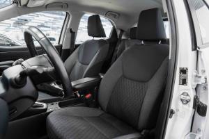 Balts Toyota Yaris 2020 Tallina, ar dzinēja tilpumu 1.50 L un nobraukumu 73 tūkst. km par 14900 €, foto 12 vietnē AUTOMOTO.COM.LV