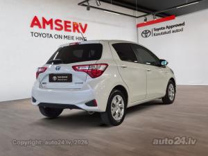 Balts Toyota Yaris 2020 Tallina, ar dzinēja tilpumu 1.50 L un nobraukumu 145 tūkst. km par 12990 €, foto 3 vietnē AUTOMOTO.COM.LV