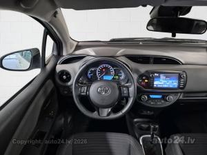 Balts Toyota Yaris 2020 Tallina, ar dzinēja tilpumu 1.50 L un nobraukumu 145 tūkst. km par 12990 €, foto 10 vietnē AUTOMOTO.COM.LV