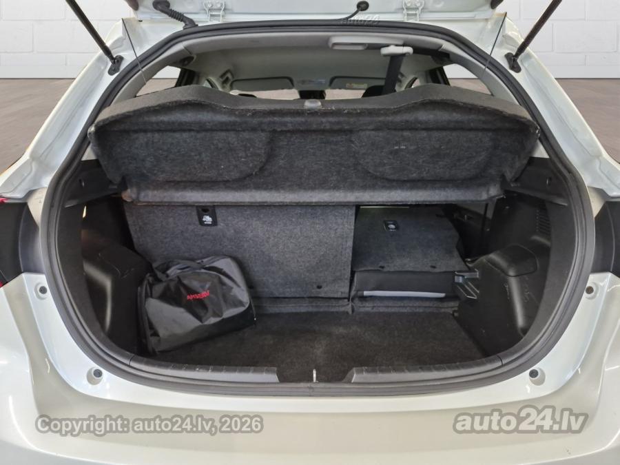 Balts Toyota Yaris 2020 Tallina, ar dzinēja tilpumu 1.50 L un nobraukumu 145 tūkst. km par 12990 €, foto 11 vietnē AUTOMOTO.COM.LV