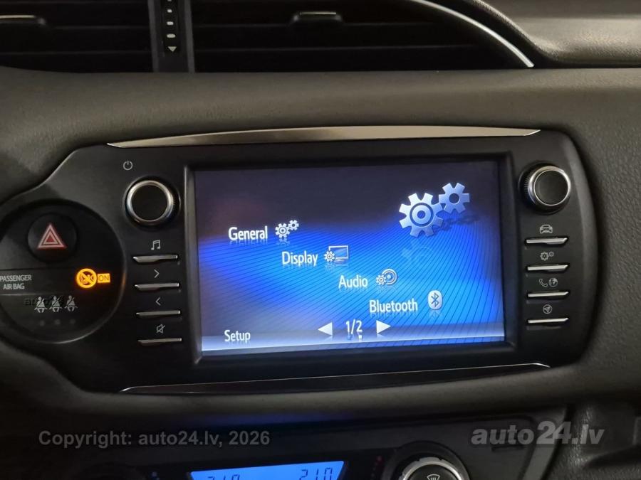 Balts Toyota Yaris 2020 Tallina, ar dzinēja tilpumu 1.50 L un nobraukumu 145 tūkst. km par 12990 €, foto 17 vietnē AUTOMOTO.COM.LV