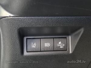 Balts Toyota Yaris 2020 Tallina, ar dzinēja tilpumu 1.50 L un nobraukumu 145 tūkst. km par 12990 €, foto 18 vietnē AUTOMOTO.COM.LV