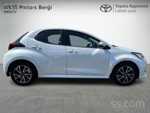 White Toyota Yaris 2021 in Riga, with an engine capacity of 1.50 L and mileage of 37 thousand km for 15990 €, photo 22 on AUTOMOTO.COM.LV