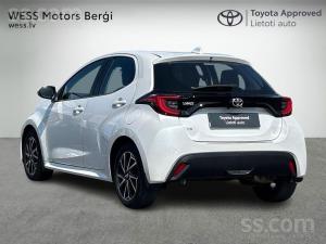 White Toyota Yaris 2021 in Riga, with an engine capacity of 1.50 L and mileage of 37 thousand km for 15990 €, photo 23 on AUTOMOTO.COM.LV