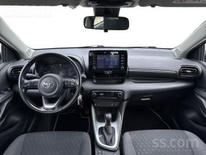 Balts Toyota Yaris 2021 Rīga, ar dzinēja tilpumu 1.50 L un nobraukumu 171 tūkst. km par 11990 €, foto 8 vietnē AUTOMOTO.COM.LV