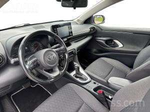 Balts Toyota Yaris 2021 Rīga, ar dzinēja tilpumu 1.50 L un nobraukumu 171 tūkst. km par 11990 €, foto 11 vietnē AUTOMOTO.COM.LV
