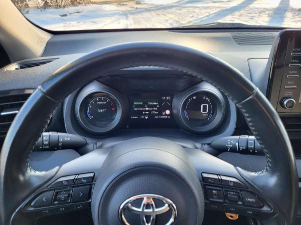 Balts Toyota Yaris 2021 Viļņa, ar dzinēja tilpumu 1.00 L un nobraukumu 103 tūkst. km par 10900 €, foto 11 vietnē AUTOMOTO.COM.LV