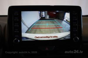 Balts Toyota Yaris 2021 Tallina, ar dzinēja tilpumu 1.60 L un nobraukumu 49 tūkst. km par 32990 €, foto 13 vietnē AUTOMOTO.COM.LV