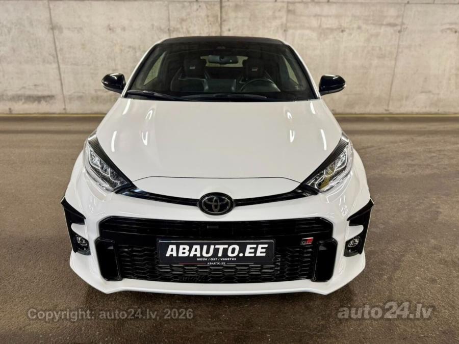 Balts Toyota Yaris 2021 Tallina, ar dzinēja tilpumu 1.60 L un nobraukumu 16 tūkst. km par 36995 €, foto 23 vietnē AUTOMOTO.COM.LV