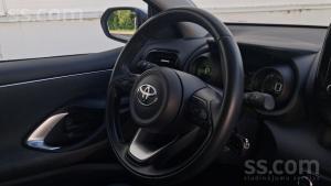 Balts Toyota Yaris 2021 Rīga, ar dzinēja tilpumu 1.50 L un nobraukumu 178 tūkst. km par 12900 €, foto 16 vietnē AUTOMOTO.COM.LV