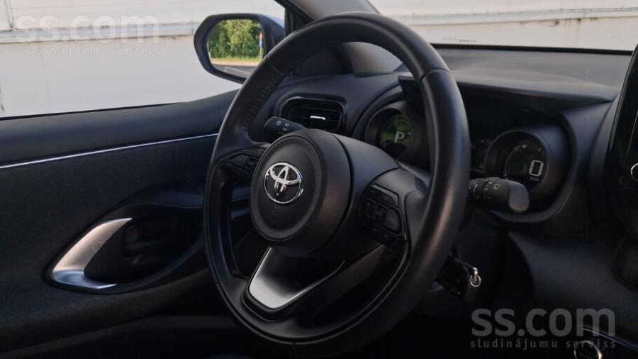 Balts Toyota Yaris 2021 Rīga, ar dzinēja tilpumu 1.50 L un nobraukumu 178 tūkst. km par 12900 €, foto 16 vietnē AUTOMOTO.COM.LV