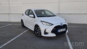 Balts Toyota Yaris 2021 Rīga, ar dzinēja tilpumu 1.50 L un nobraukumu 178 tūkst. km par 12900 €, foto 18 vietnē AUTOMOTO.COM.LV