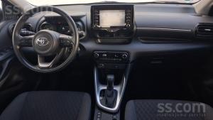 Balts Toyota Yaris 2021 Rīga, ar dzinēja tilpumu 1.50 L un nobraukumu 178 tūkst. km par 12900 €, foto 20 vietnē AUTOMOTO.COM.LV