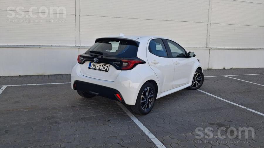 Balts Toyota Yaris 2021 Rīga, ar dzinēja tilpumu 1.50 L un nobraukumu 178 tūkst. km par 12900 €, foto 22 vietnē AUTOMOTO.COM.LV