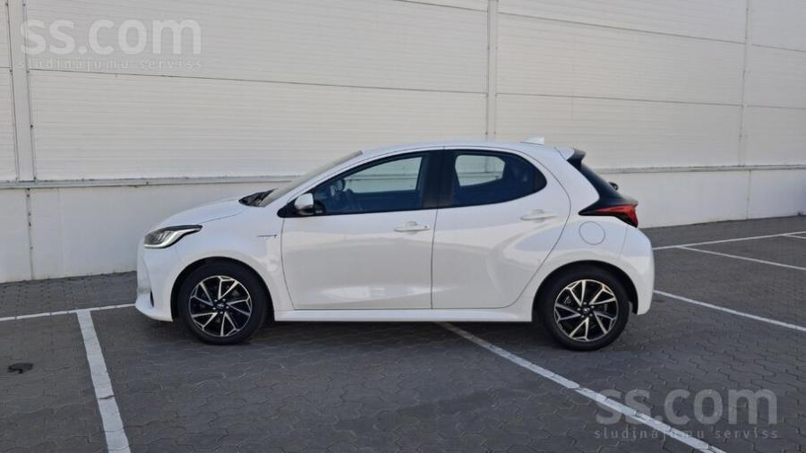 Balts Toyota Yaris 2021 Rīga, ar dzinēja tilpumu 1.50 L un nobraukumu 178 tūkst. km par 12900 €, foto 27 vietnē AUTOMOTO.COM.LV