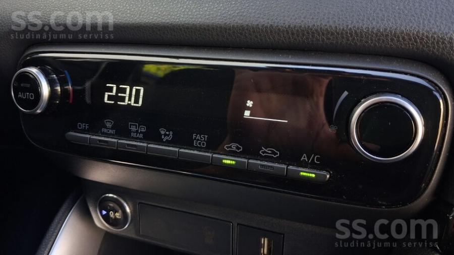 Balts Toyota Yaris 2021 Rīga, ar dzinēja tilpumu 1.50 L un nobraukumu 178 tūkst. km par 12900 €, foto 28 vietnē AUTOMOTO.COM.LV