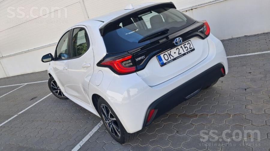 Balts Toyota Yaris 2021 Rīga, ar dzinēja tilpumu 1.50 L un nobraukumu 178 tūkst. km par 12900 €, foto 31 vietnē AUTOMOTO.COM.LV