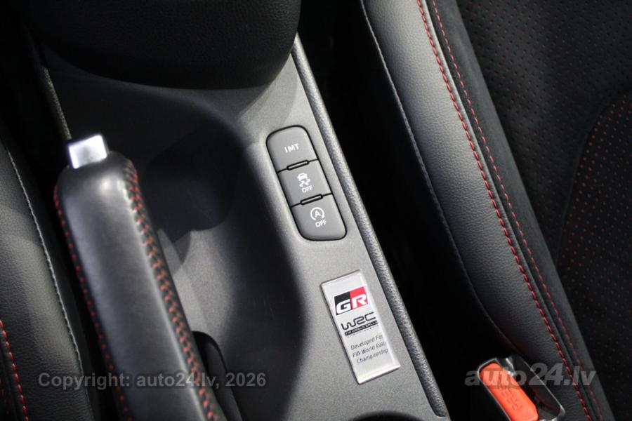 Белый Тойота Ярис 2021 в Таллин, объемом двигателя 1.60 л и пробегом 33 тыс. км за 34990 €, фото 20 на AUTOMOTO.COM.LV