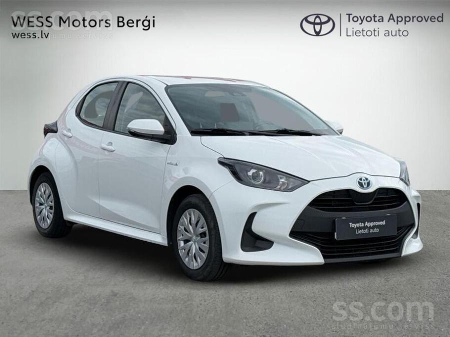 White Toyota Yaris 2021 in Riga, with an engine capacity of 1.50 L and mileage of 156 thousand km for 12990 €, photo 23 on AUTOMOTO.COM.LV