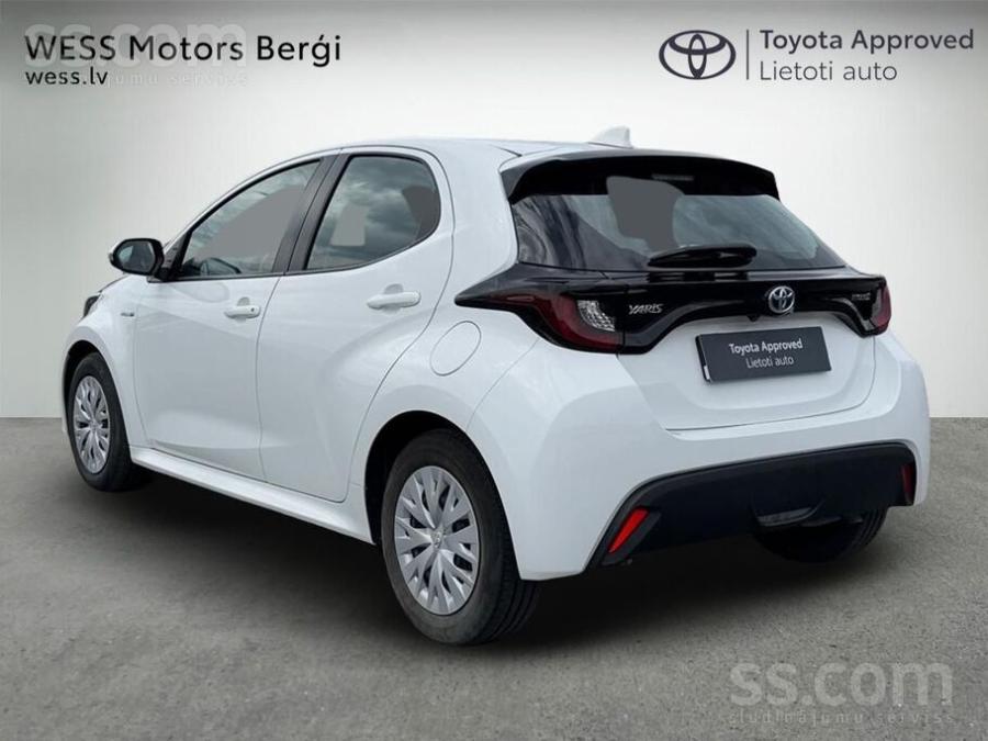 White Toyota Yaris 2021 in Riga, with an engine capacity of 1.50 L and mileage of 167 thousand km for 12490 €, photo 23 on AUTOMOTO.COM.LV