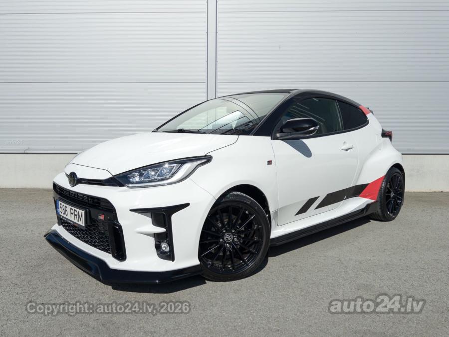 Balts Toyota Yaris 2021 Tallina, ar dzinēja tilpumu 1.60 L un nobraukumu 0 tūkst. km par 36900 €, foto 1 vietnē AUTOMOTO.COM.LV
