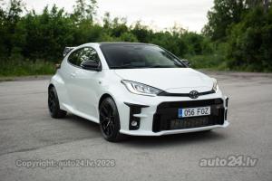 Balts Toyota Yaris 2021 Pērnava, ar dzinēja tilpumu 1.60 L un nobraukumu 86 tūkst. km par 29990 €, foto  vietnē AUTOMOTO.COM.LV