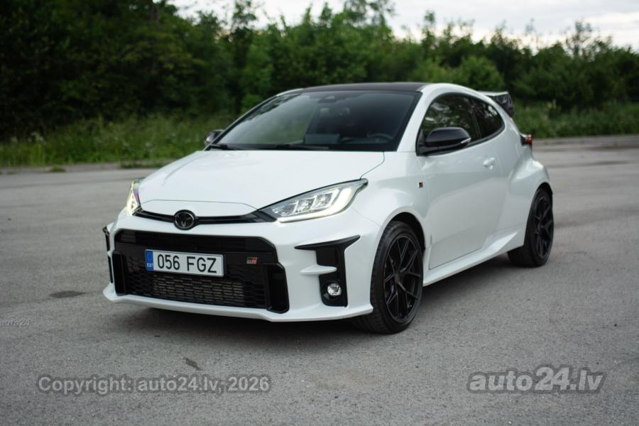 Balts Toyota Yaris 2021 Pērnava, ar dzinēja tilpumu 1.60 L un nobraukumu 86 tūkst. km par 29990 €, foto 4 vietnē AUTOMOTO.COM.LV