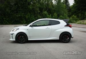Balts Toyota Yaris 2021 Pērnava, ar dzinēja tilpumu 1.60 L un nobraukumu 86 tūkst. km par 29990 €, foto 8 vietnē AUTOMOTO.COM.LV
