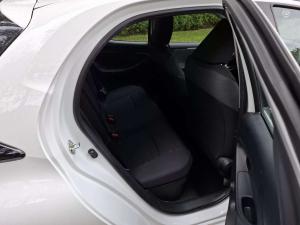 Balts Toyota Yaris 2021 Viļņa, ar dzinēja tilpumu 1.49 L un nobraukumu 162 tūkst. km par 11500 €, foto 11 vietnē AUTOMOTO.COM.LV