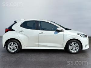 Balts Toyota Yaris 2021 Rīga, ar dzinēja tilpumu 1.50 L un nobraukumu 53 tūkst. km par 14260 €, foto 7 vietnē AUTOMOTO.COM.LV