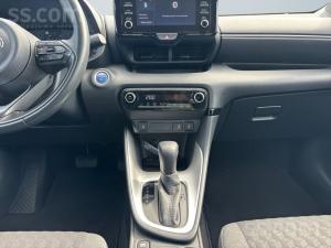 Balts Toyota Yaris 2021 Rīga, ar dzinēja tilpumu 1.50 L un nobraukumu 53 tūkst. km par 14260 €, foto 12 vietnē AUTOMOTO.COM.LV