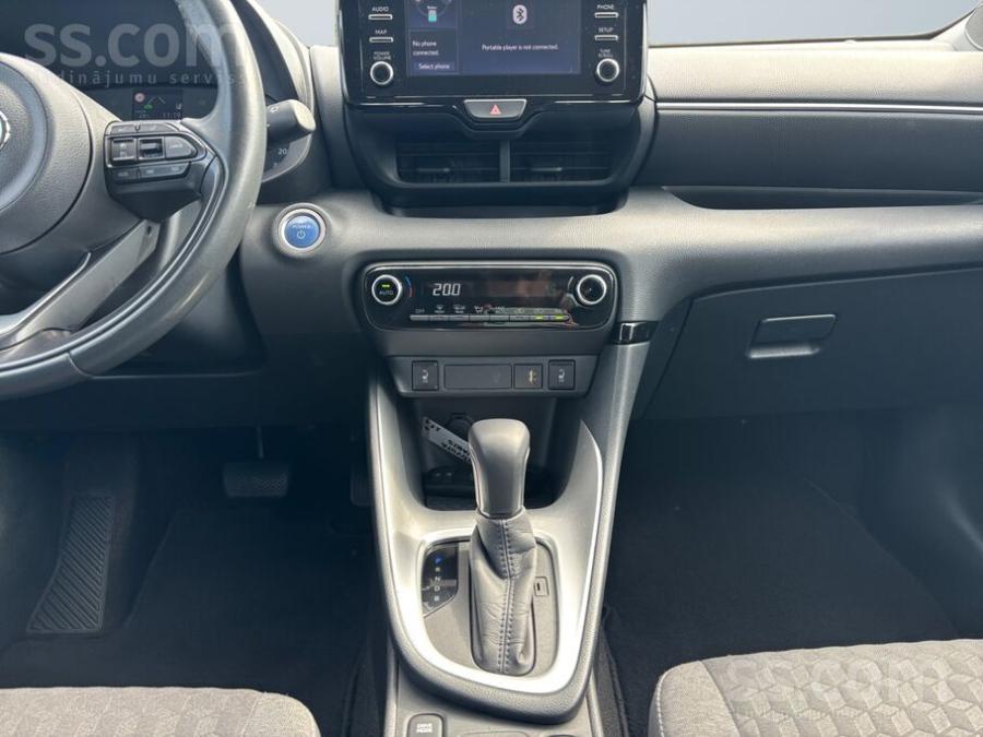 Balts Toyota Yaris 2021 Rīga, ar dzinēja tilpumu 1.50 L un nobraukumu 53 tūkst. km par 14260 €, foto 12 vietnē AUTOMOTO.COM.LV