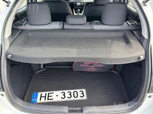 Balts Toyota Yaris 2021 Rīga, ar dzinēja tilpumu 1.50 L un nobraukumu 53 tūkst. km par 14260 €, foto 23 vietnē AUTOMOTO.COM.LV